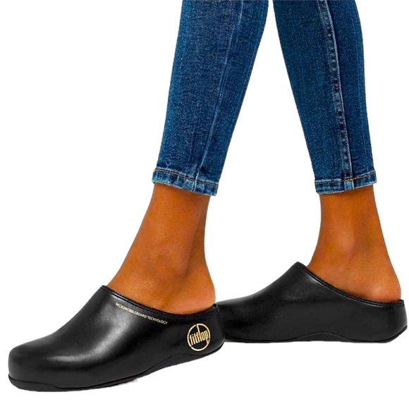 Fitflop | Shoes | Fitflop Shuv Limited Edition Black Gold Leather ...